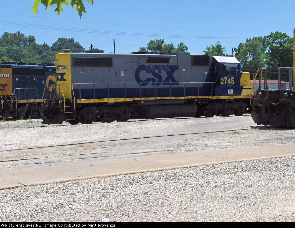 CSX 2745